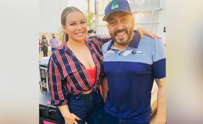Es Una Mujer Completa Lupillo Rivera Reacciona Al Libro De Su